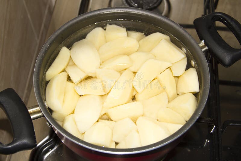 Cooking Peeled Potatoes in Pot Stock Image - Image of cooked, snack ...