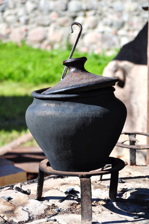 Cooking pot stock image. Image of clay, historic, traditional - 25311473