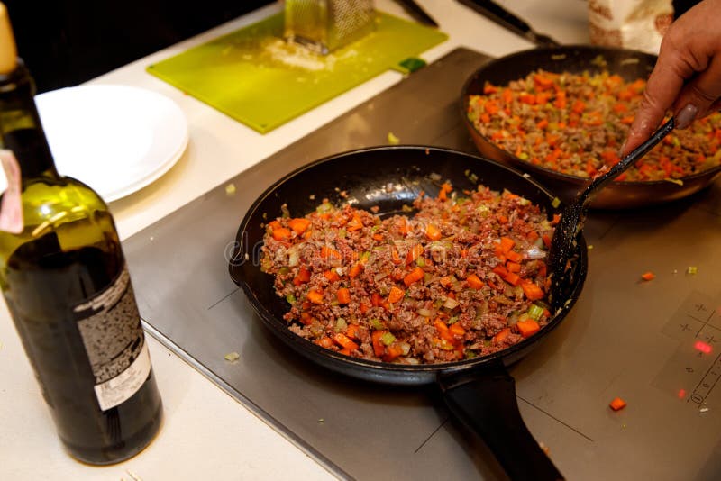 Cooking Stuffing for Lasagna - Cook Fry Minced Meat with Vegetables ...