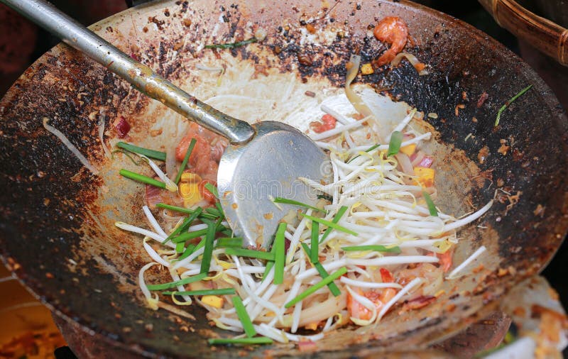 Cooking Thai Fried Noodles in Pan Stock Photo - Image of green, asia ...