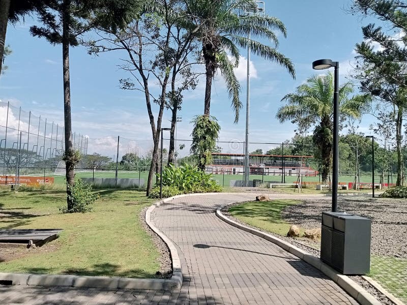 Cool Garden Views during the Day Stock Image - Image of street ...