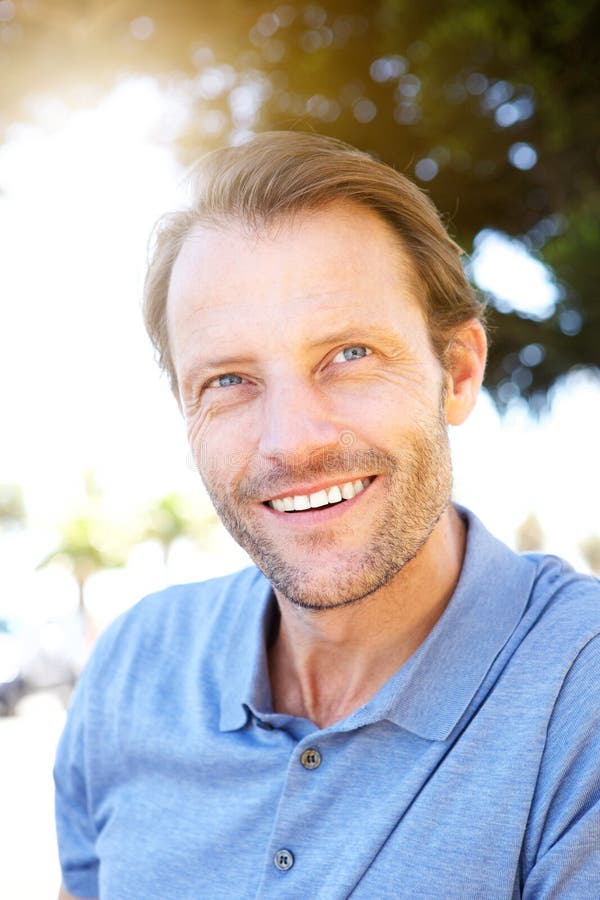 208 Cool Older Guy Smiling Outside Stock Photos - Free & Royalty-Free ...