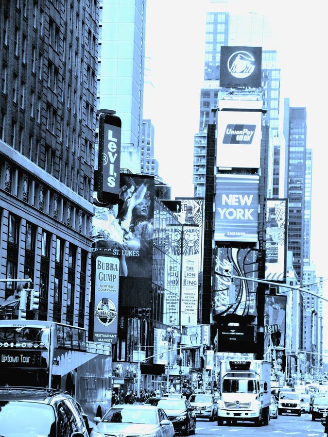 Cool Times Square 2 editorial stock photo. Image of city - 206526513