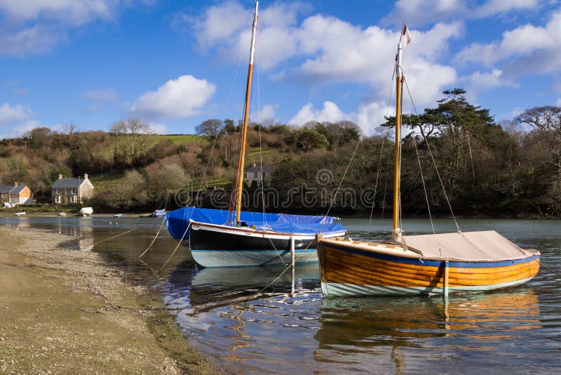 Coombe Cornwall stock image. Image of cowlands, riverside - 25056839