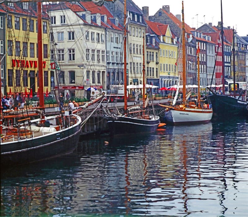 Copenhagen editorial photo. Image of copenhagen, boats - 43103691