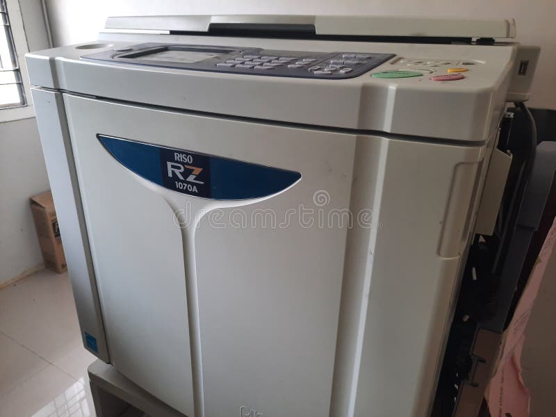 Copiadora Digital De Gran Capacidad Riso Rz 1070 a Fotografía editorial ...