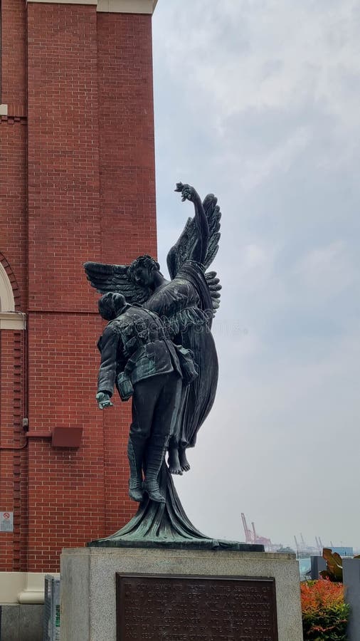 Copper Statue of an Angel in Vancouver - VANCOUVER CANADA - August 25 ...