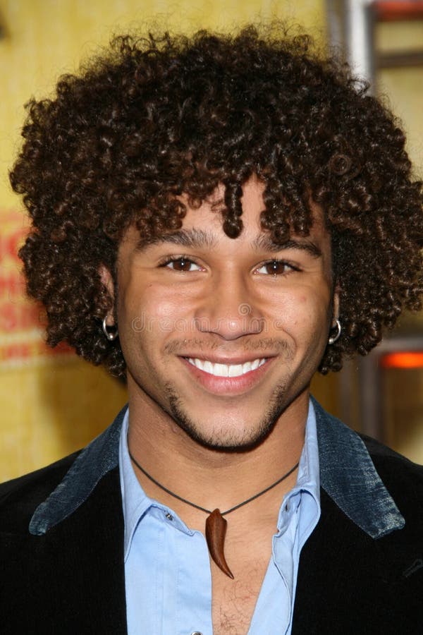 Corbin Bleu editorial stock image. Image of staples, corbin - 23944749