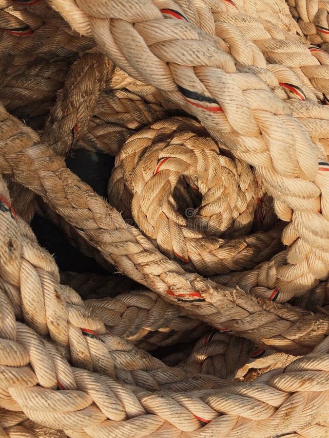 Uma corda grande foto de stock. Imagem de firmemente - 26218292