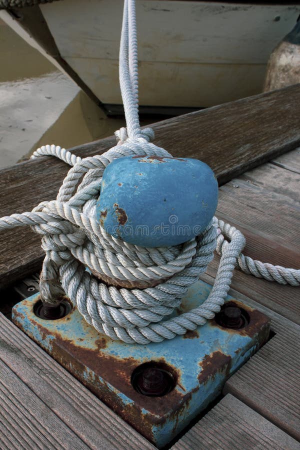 Ormeggio con corda stock photo. Image of vehicle, monument - 258112188