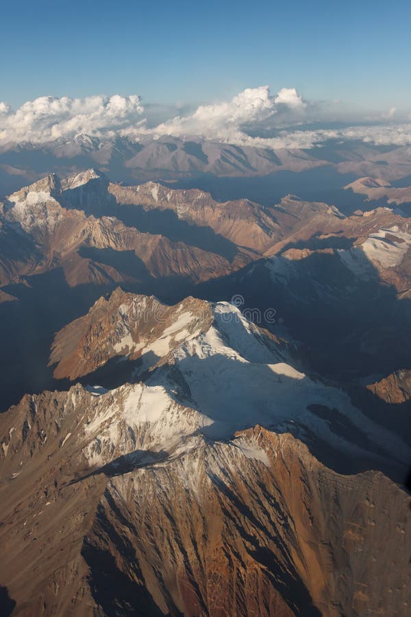 Cordigliera de Los le Ande fotografia stock. Immagine di nubi - 7368478