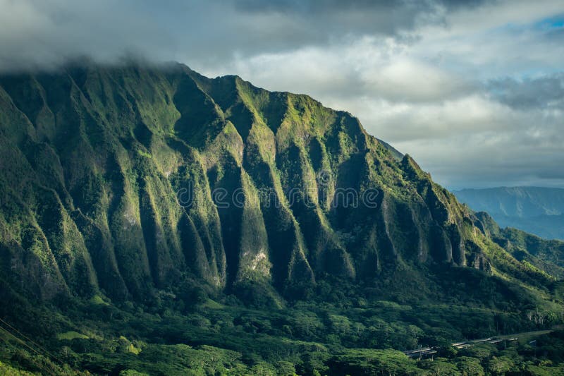 Cordillera De Koolau, Oahu Hawaii Imagen de archivo - Imagen de turismo ...