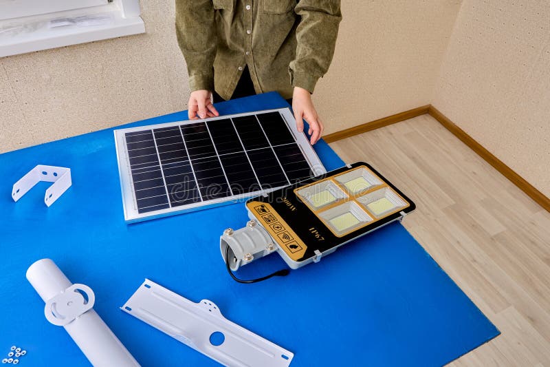 Cordless Street Lighting Mounting Set, Solar Panel, LED Light and ...