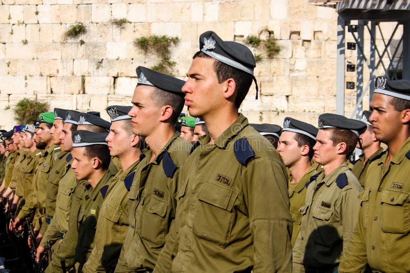 Cores de Israel foto editorial. Imagem de soldados, israelense - 115896416