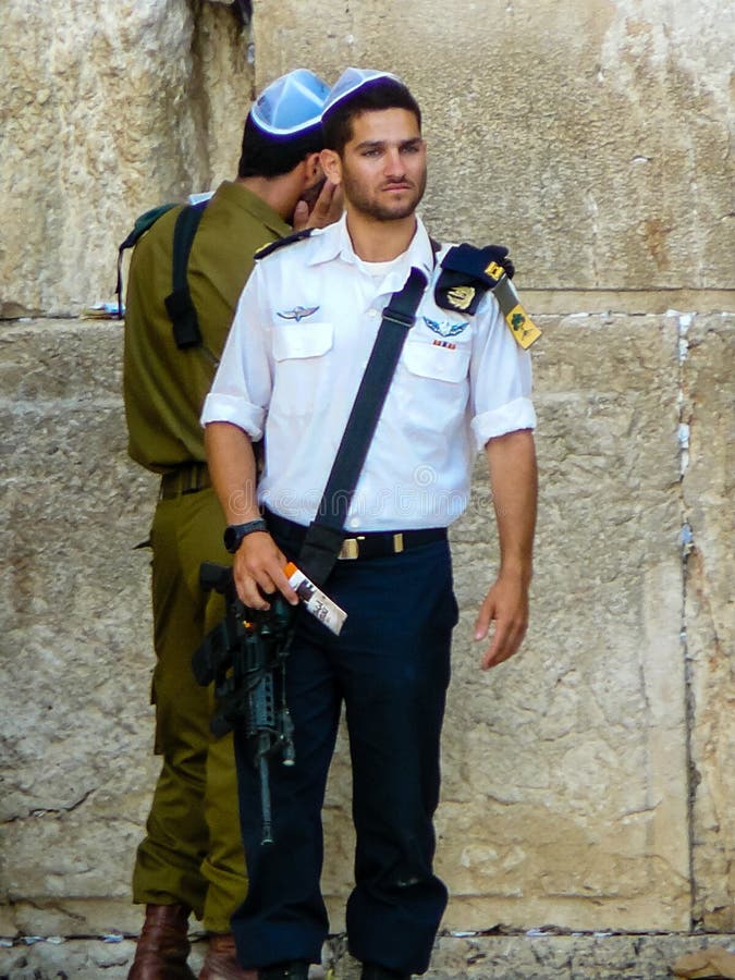 Cores de Israel imagem editorial. Imagem de jerusalém - 121143300