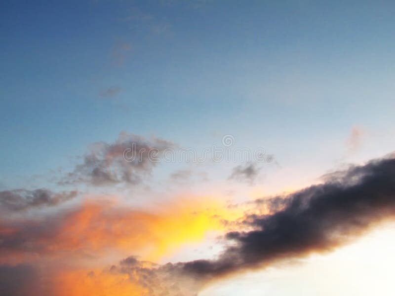 Cores Do C?u E Das Nuvens Antes Do Por Do Sol/nascer Do Sol Imagem de ... Cores Do C?u E Das Nuvens Antes Do Por Do Sol/nascer Do Sol Imagem de ...