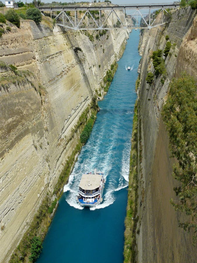 Corinthian canal, Greece stock image. Image of river - 16224071