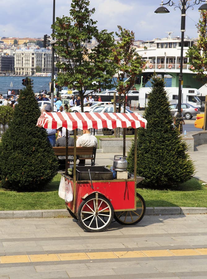 Corn Cart,Istanbul, Turkey. Stock Photo - Image of grill, corn: 58758932