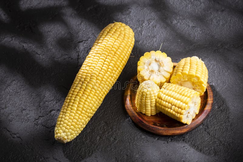 Corn on the Cob on the Table, Sweet Corn Stock Image - Image of sweet ...