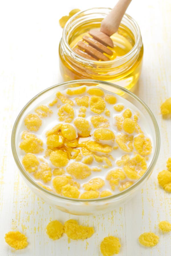 Corn flakes stock image. Image of gourmet, lifestyle - 29139055