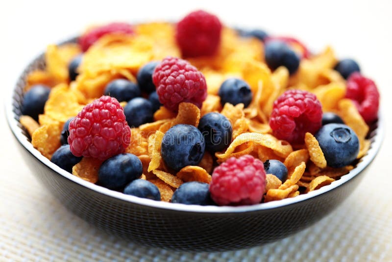 Corn Flakes with Berry Fruits Stock Image - Image of wellbeing, berry ...
