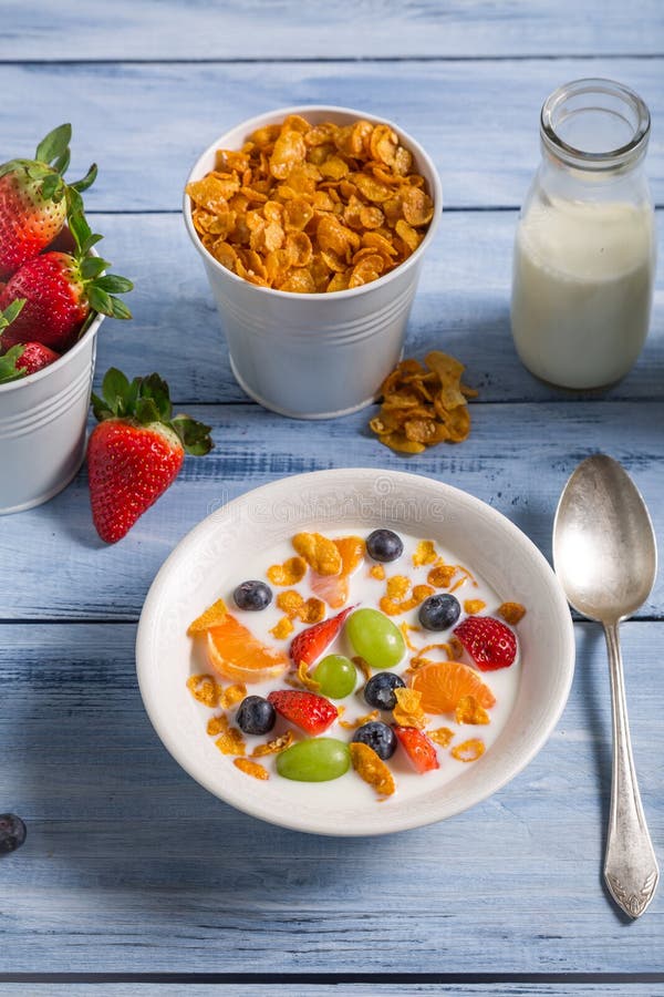 Corn Flakes with Fruit and Milk Stock Photo - Image of lunch, closeup ...