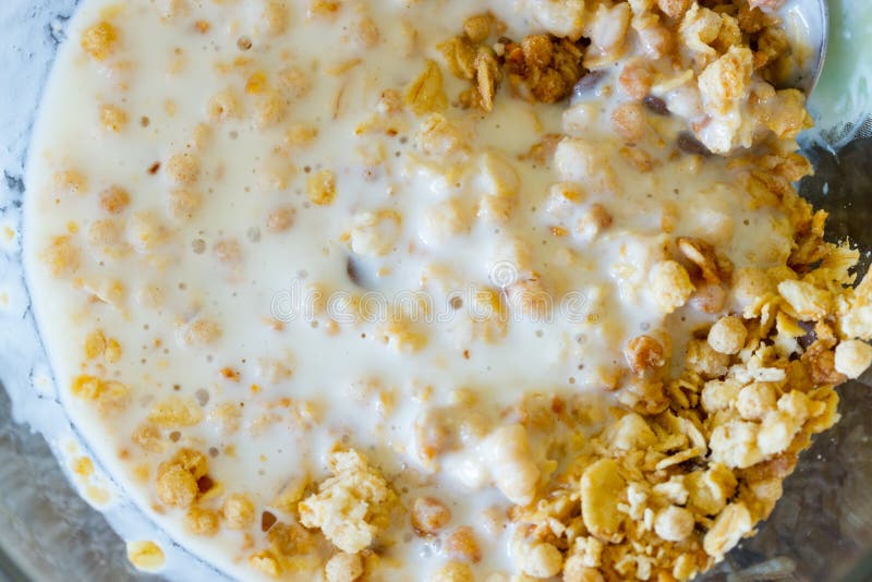 Corn flakes with milk stock image. Image of corn, nutrition - 158547919