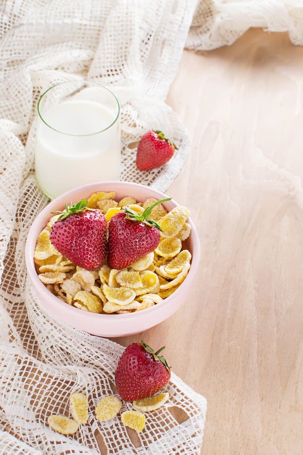 Corn Flakes with Strawberry Stock Photo - Image of light, milk: 42271808