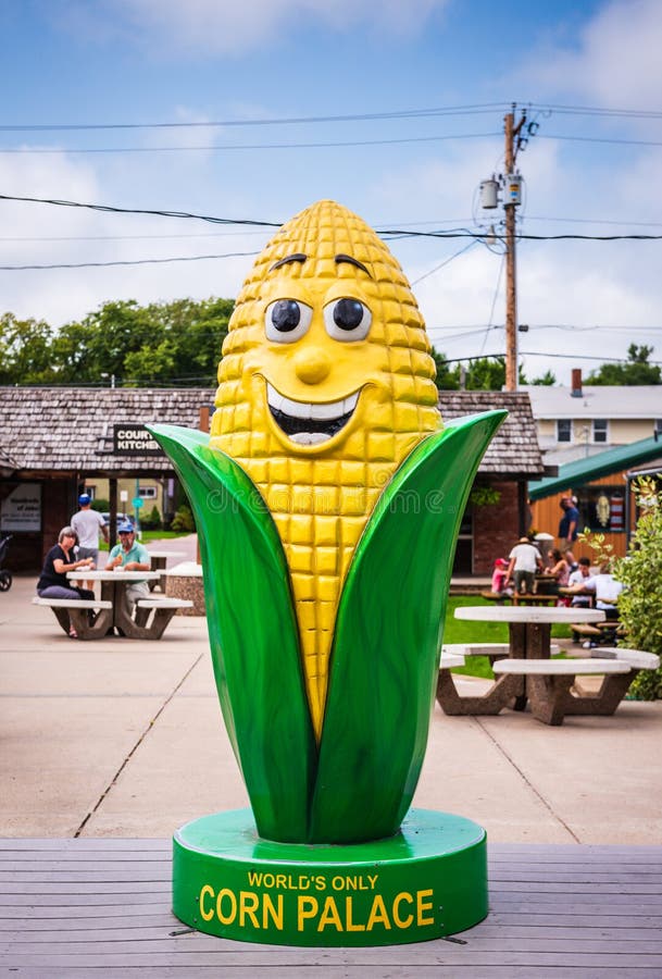 Corn Palace - Mitchell SD editorial stock photo. Image of travel ...