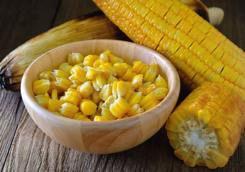 Corn in the woodeen bowl stock image. Image of food - 119531897