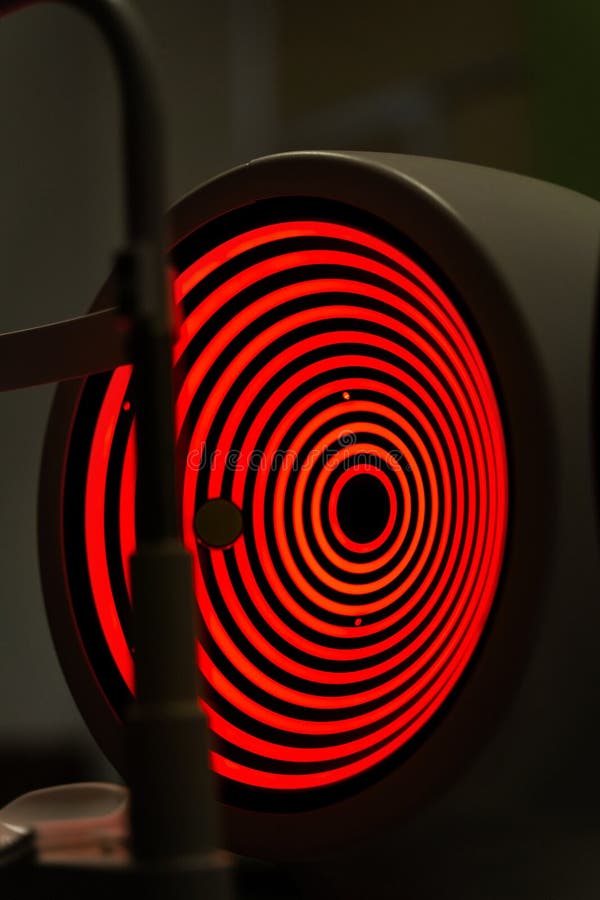Corneal Topographer Shines Red Light for Topography Examination ...