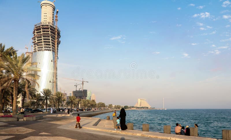 Corniche et tours de Doha image éditorial. Image du construction - 39964910