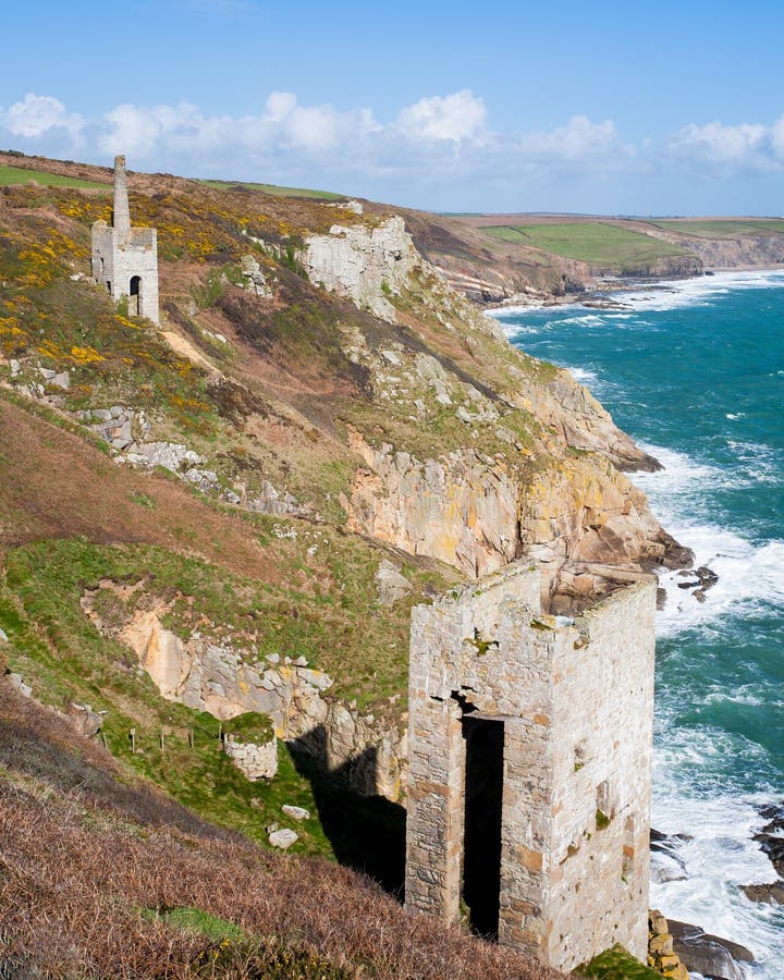 Cornish Mines on the Cliffs Stock Photo - Image of mining, historic ...
