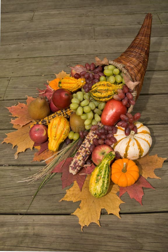 Cornucopia with Fall Harvest Stock Image - Image of plenty, vegetables ...