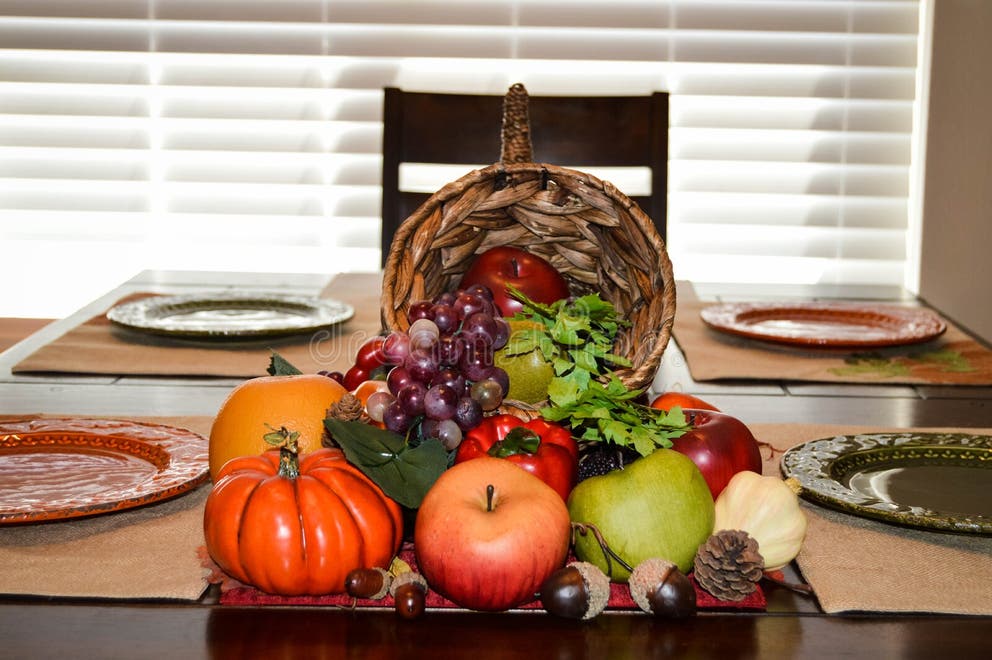 Cornucopia on table stock image. Image of holiday, celebration - 77091737