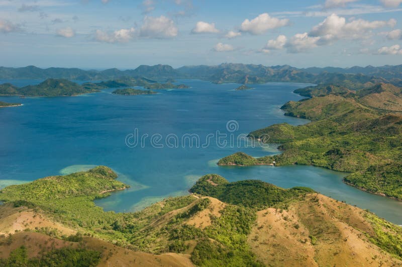 Coron Insel, Philippinen stockfoto. Bild von schön, grün - 18971728