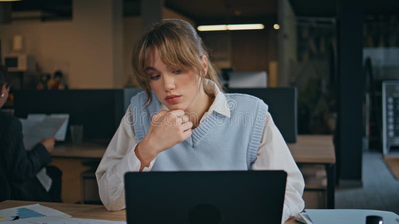Corporate Worker Typing Computer at Open Space Closeup. Woman Looking ...