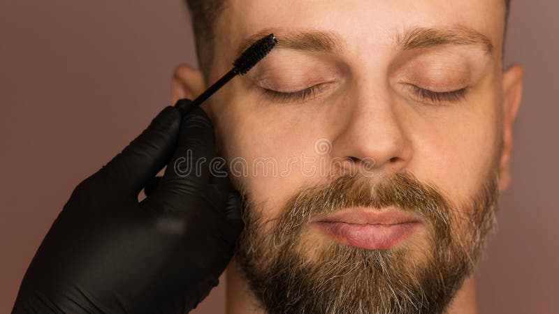 Correction Shape of Man Eyebrow Stock Photo - Image of beautician ...