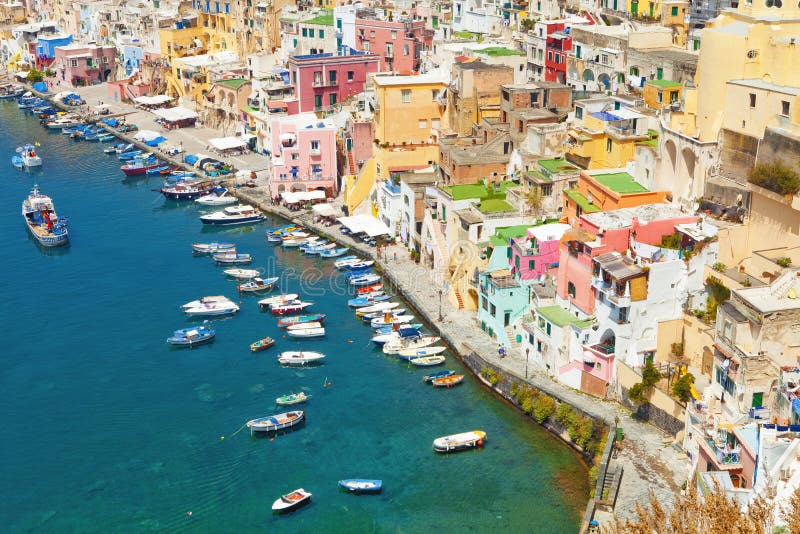 Corricella, Procida Insel, Italien Stockfoto - Bild von europa, insel ...