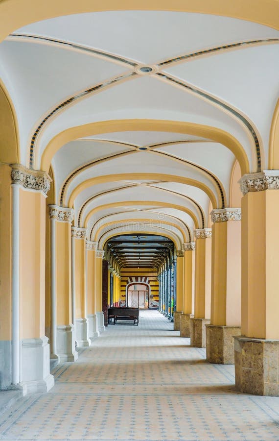 Beautiful Corridor and Architecture Details Columns - Lobby in ...