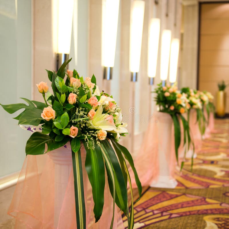 Corridor with Row of Flowers Stock Photo - Image of gallery, city: 33277954