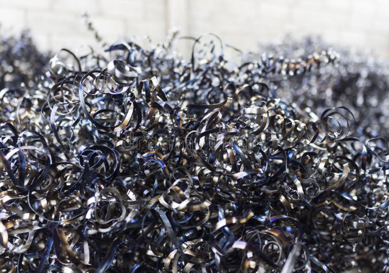 Corte De Acero Espiral Torcido Primer Foto de archivo - Imagen de pila ...