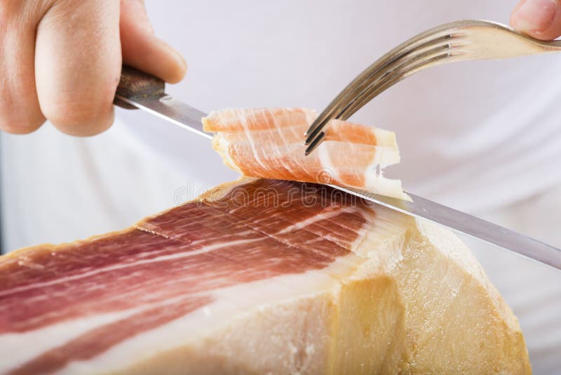 Corte De Um Presunto Típico De Jamon Iberico De Spain Imagem de Stock ...
