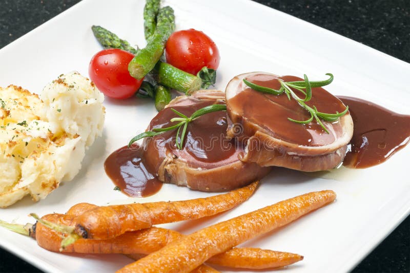 Cortes do cordeiro foto de stock. Imagem de cordeiro, cortes - 3268756