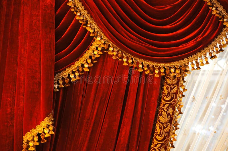 Cortinas rojas foto de archivo. Imagen de arte, cortinas - 113246640