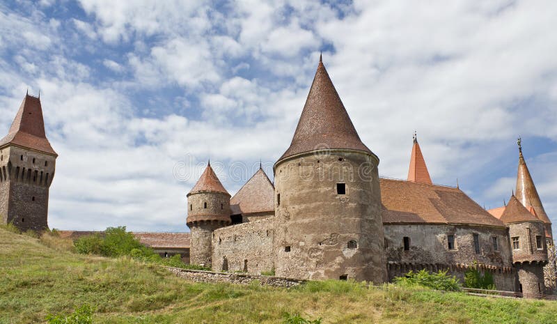 Corvin fortress towers stock image. Image of forgotten - 20943387