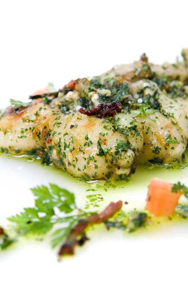 Cosce di rane fritte immagine stock. Immagine di antipasto - 9465599