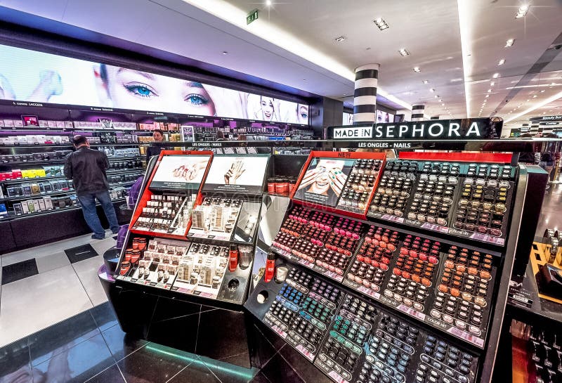 Cosmetics store editorial photo. Image of poland, business - 35126521