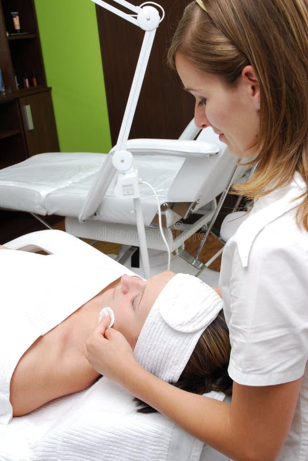 Cosmetología imagen de archivo. Imagen de lujo, fresco - 6007781