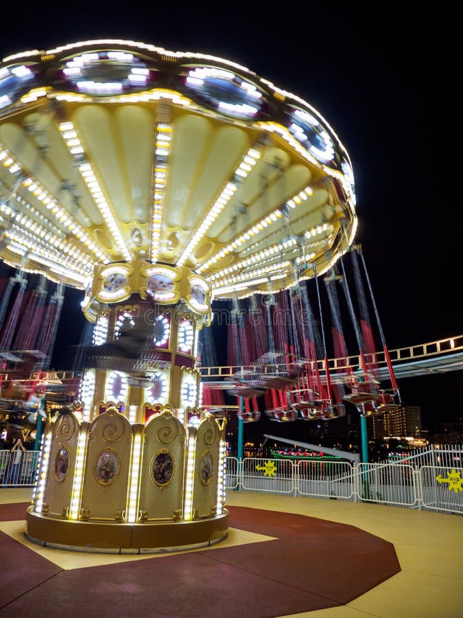 Cosmo World, Yokohama Japan Editorial Photography - Image of city ...